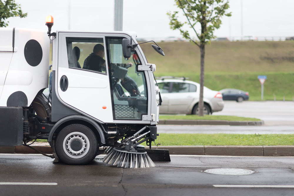 Road sweeper hire | Road sweeper services | UK